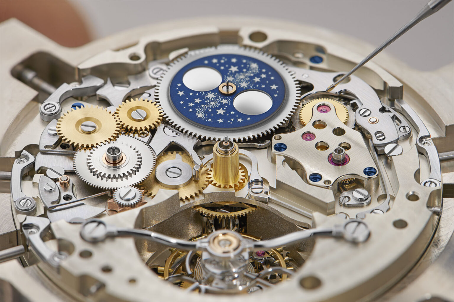 Complex, mechanical watches for Women